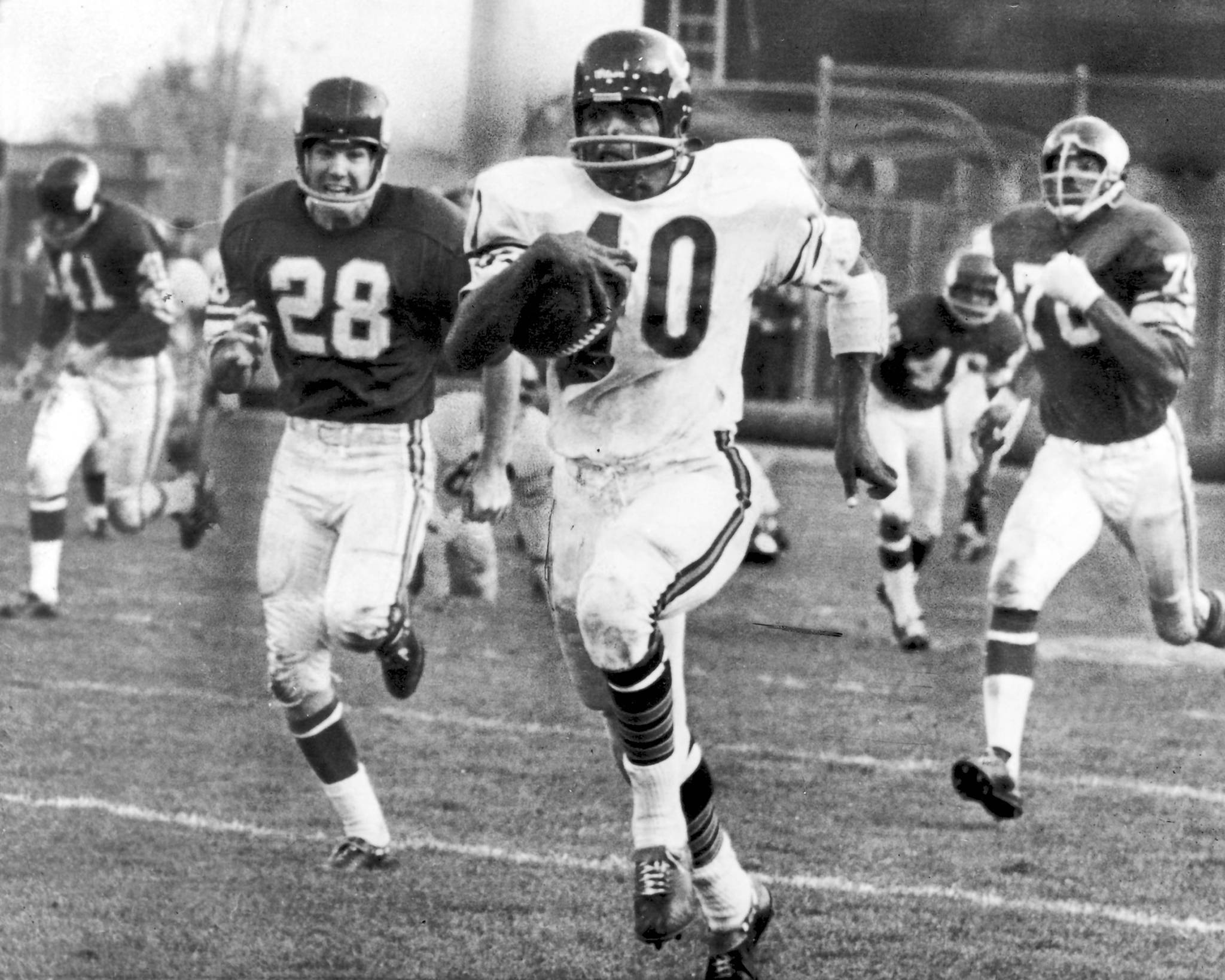 Gale Sayers' Playing Career Was Cut Short Before It Could Have Been ...