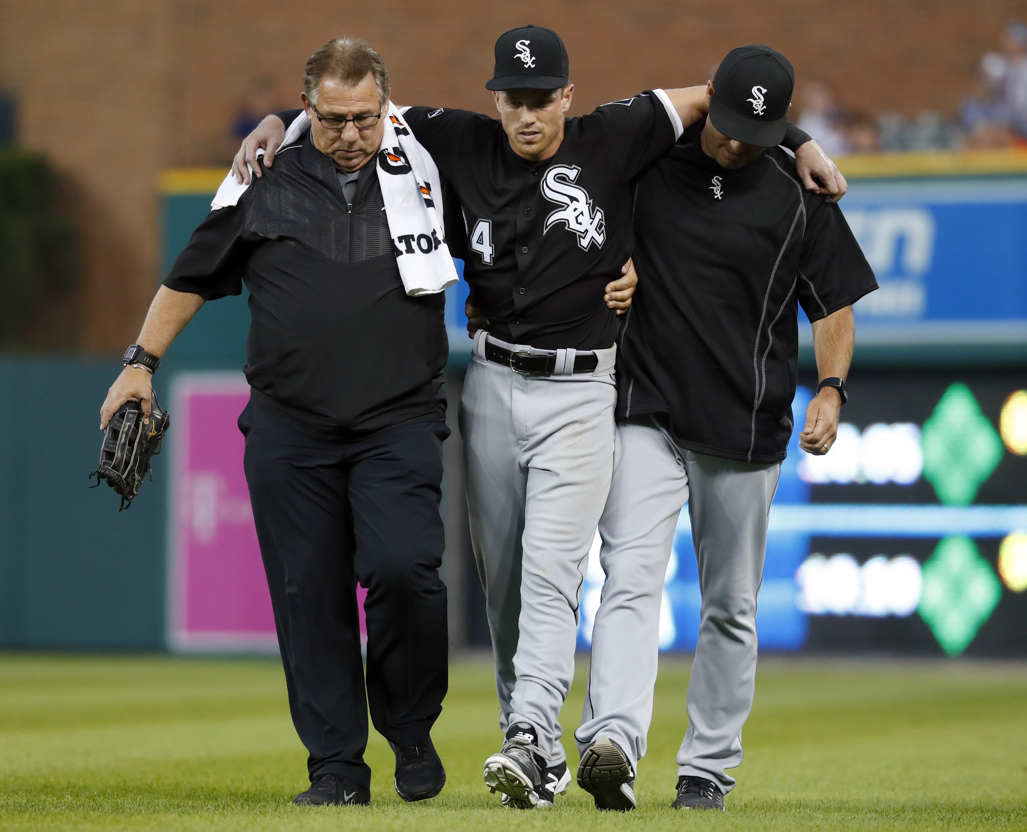 Who Would Start In Center Field If Charlie Tilson Misses Extended Time?