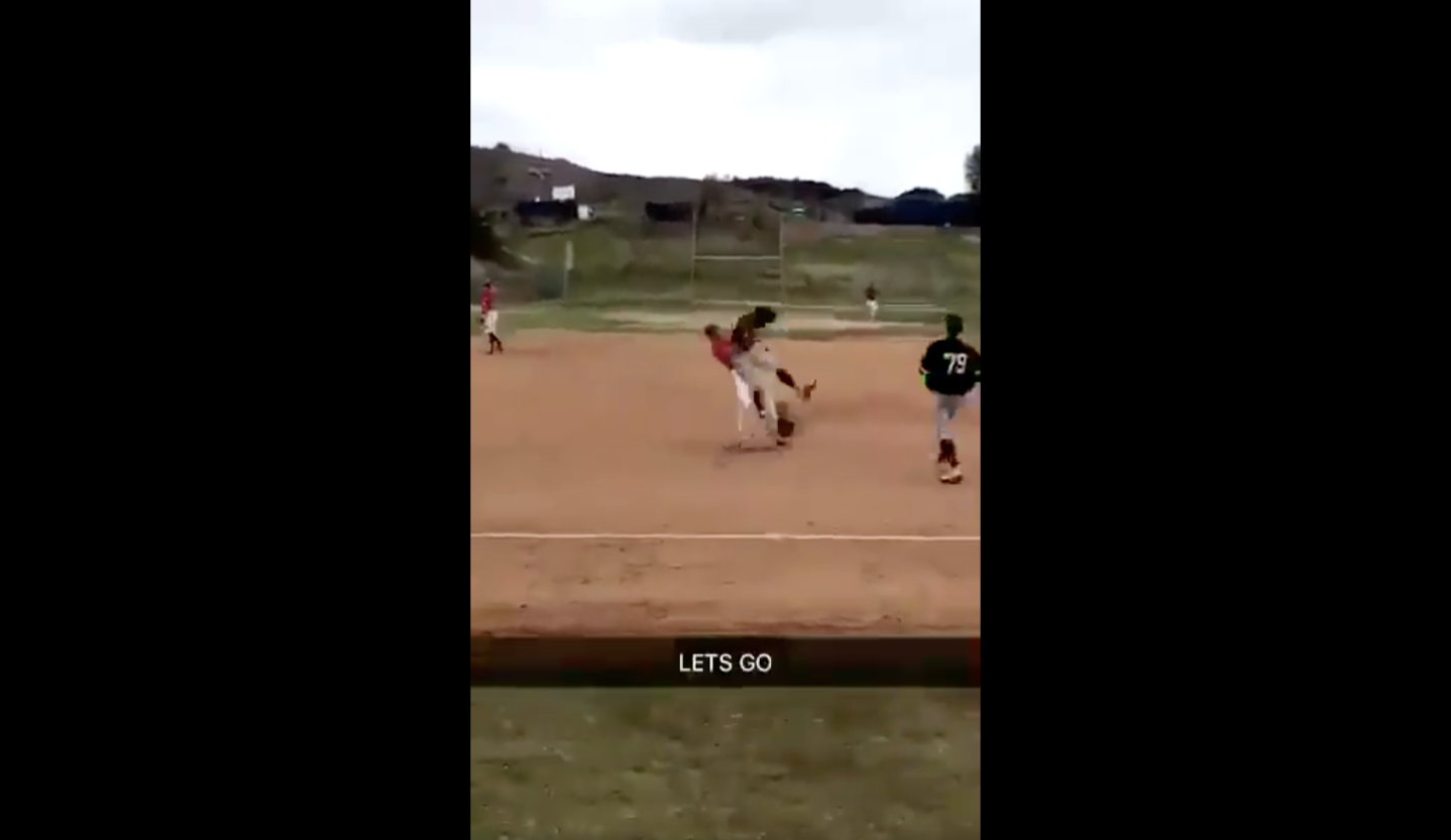 VIDEO: Kids Show Everyone What A Real Baseball Fight Should Be Like