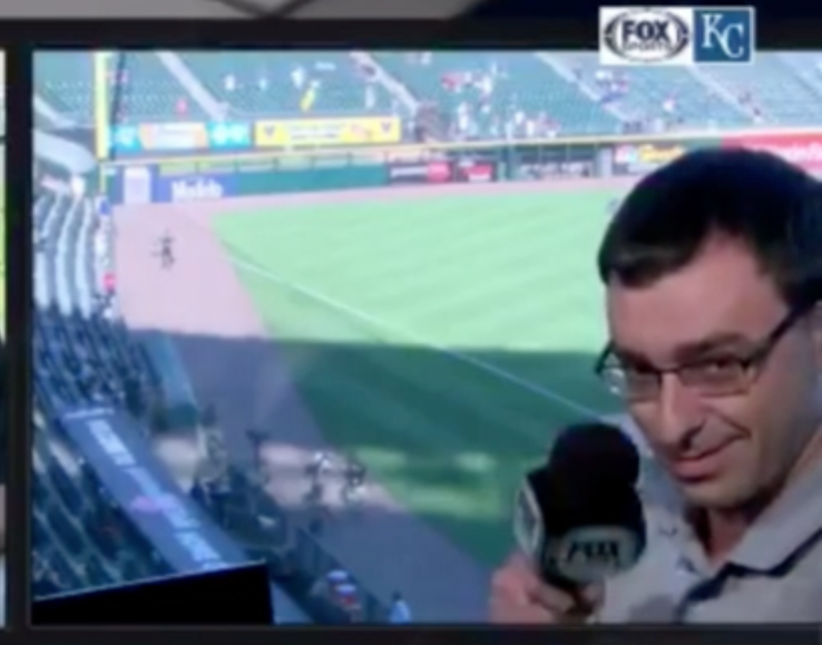 VIDEO: White Sox Announcer Jason Benetti Sings To Royals TV Host