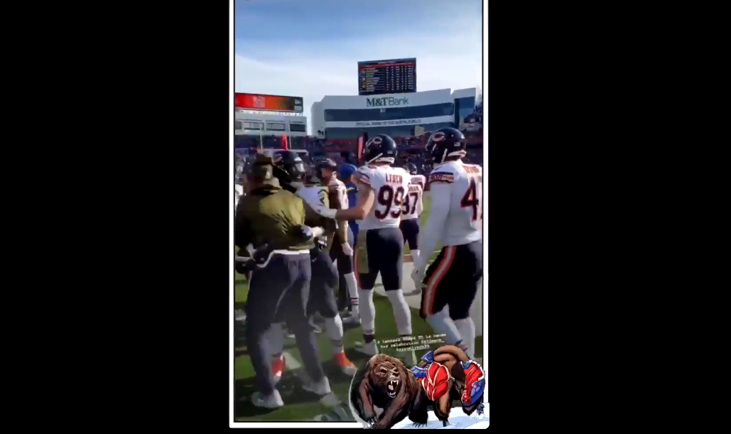 Khalil Mack Celebrated Harder Than Anybody on Leonard Floyd Pick-Six