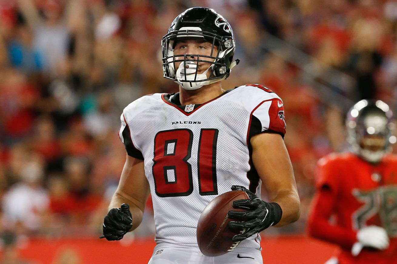 If Bears Want Top Free Agent Austin Hooper, Here's the Likely Cost