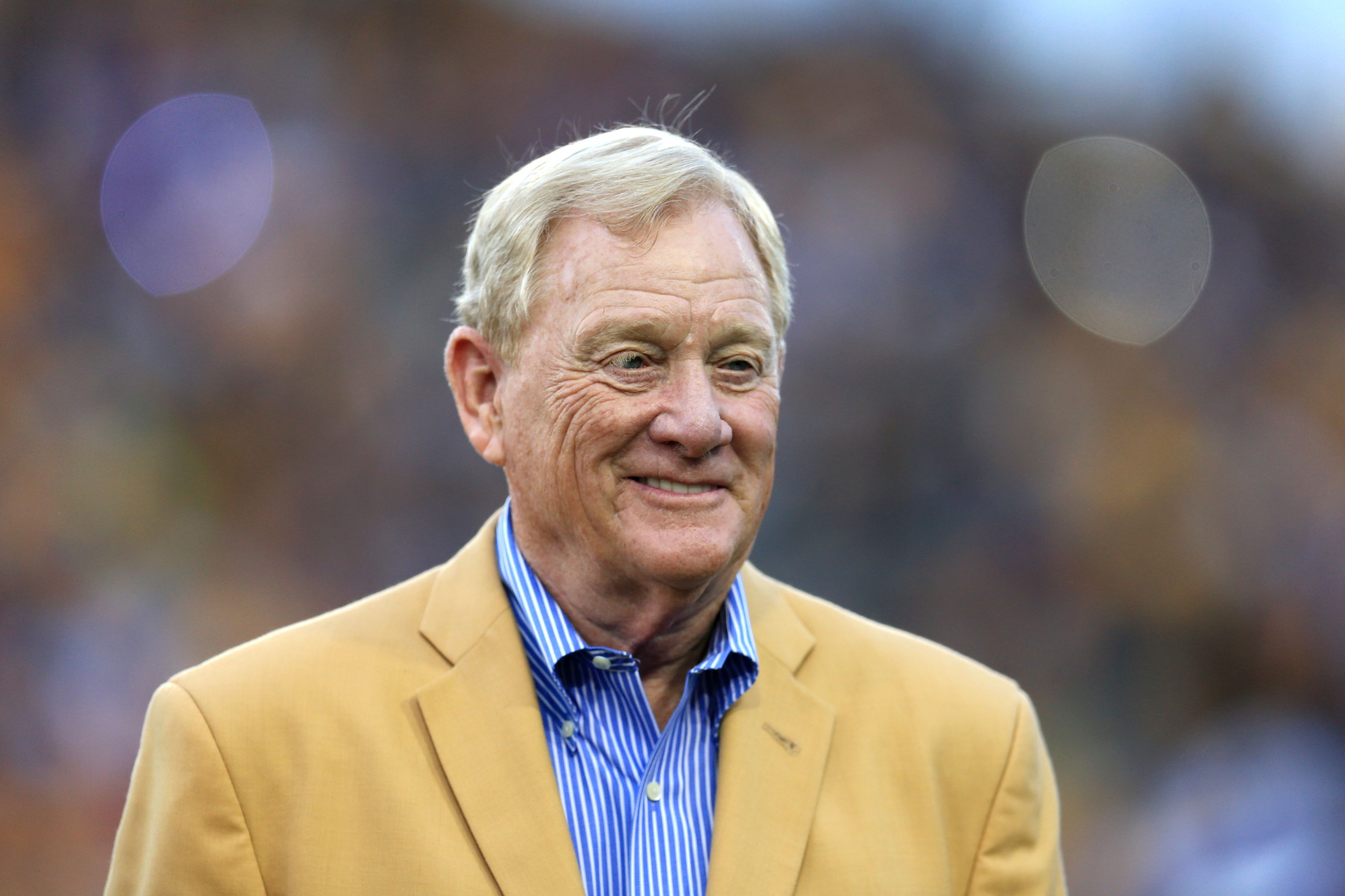 Hall of Fame GM Tells Who Has The Edge in Mitch Trubisky vs. Nick Foles