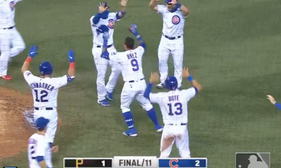VIDEO: Javier Báez Caps Off Sweep With Walk-Off Hit!