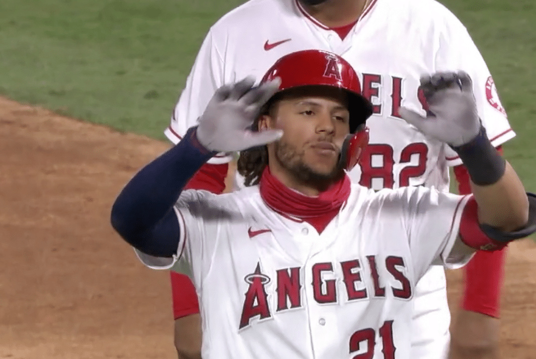 Cubs Sign Former Angels Outfielder Michael Hermosillo