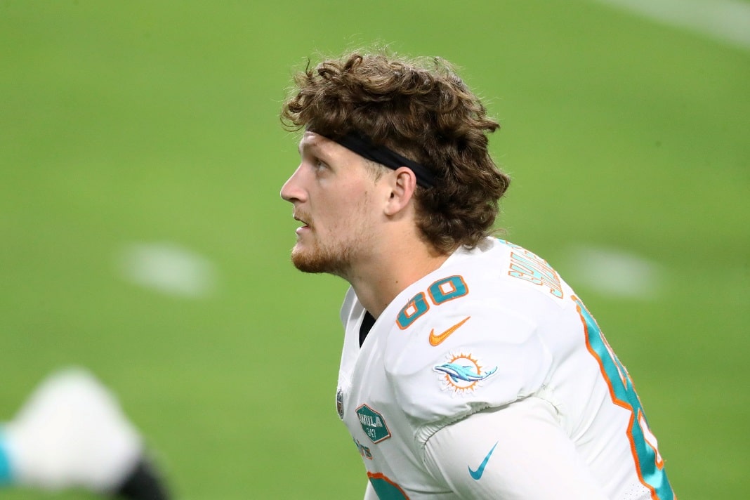 Anti-Masker Adam Shaheen Isn't Having The Best Day