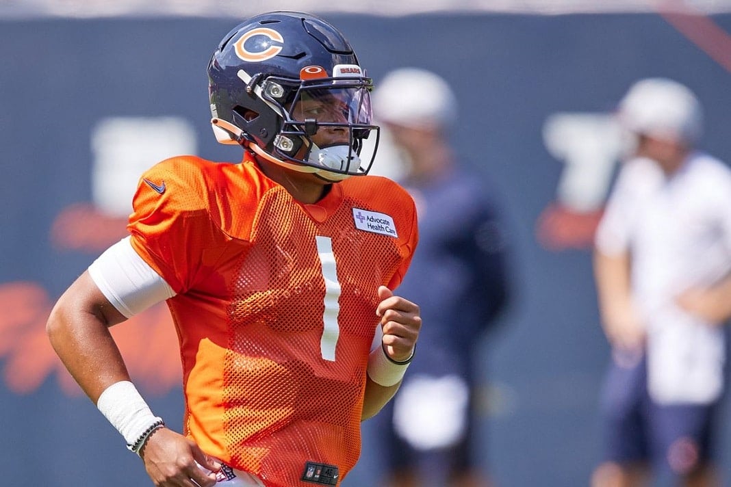 Justin Fields Dominated The Dolphins In Second Joint Practice