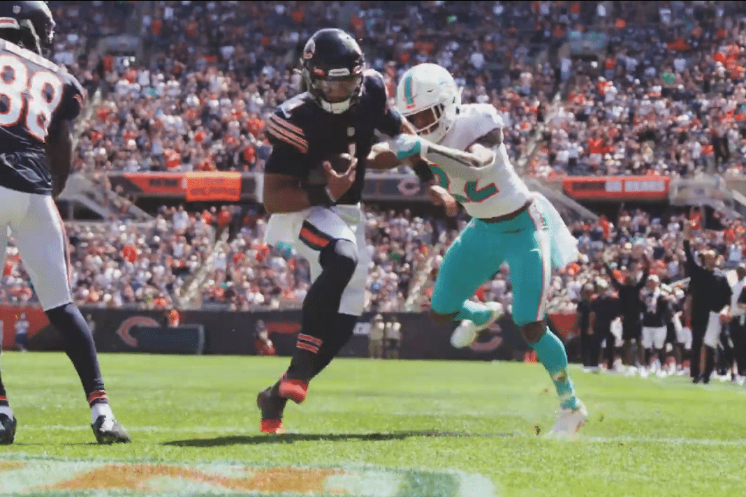 VIDEO: Justin Fields' Debut With Jeff Joniak On The Call Is Way Better