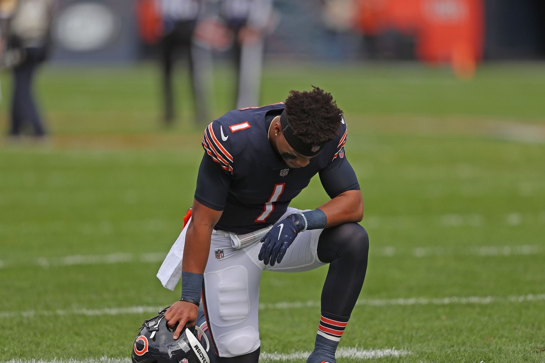 More Proof Justin Fields Is Winning Over The Bears Locker Room