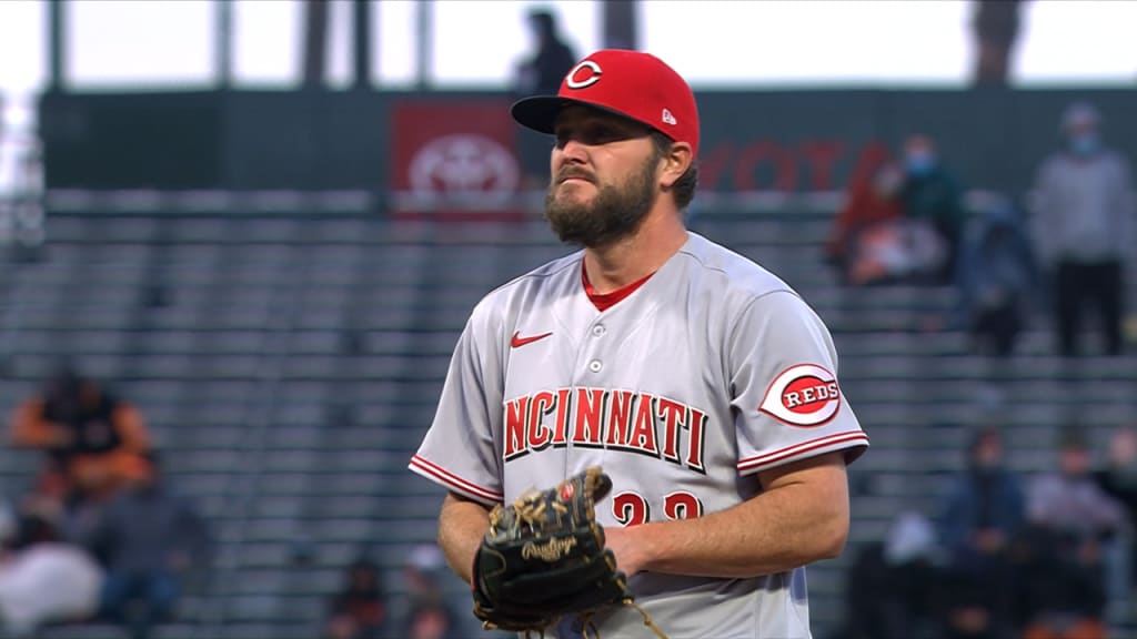 Cubs Acquire Starting Pitcher Wade Miley From Reds