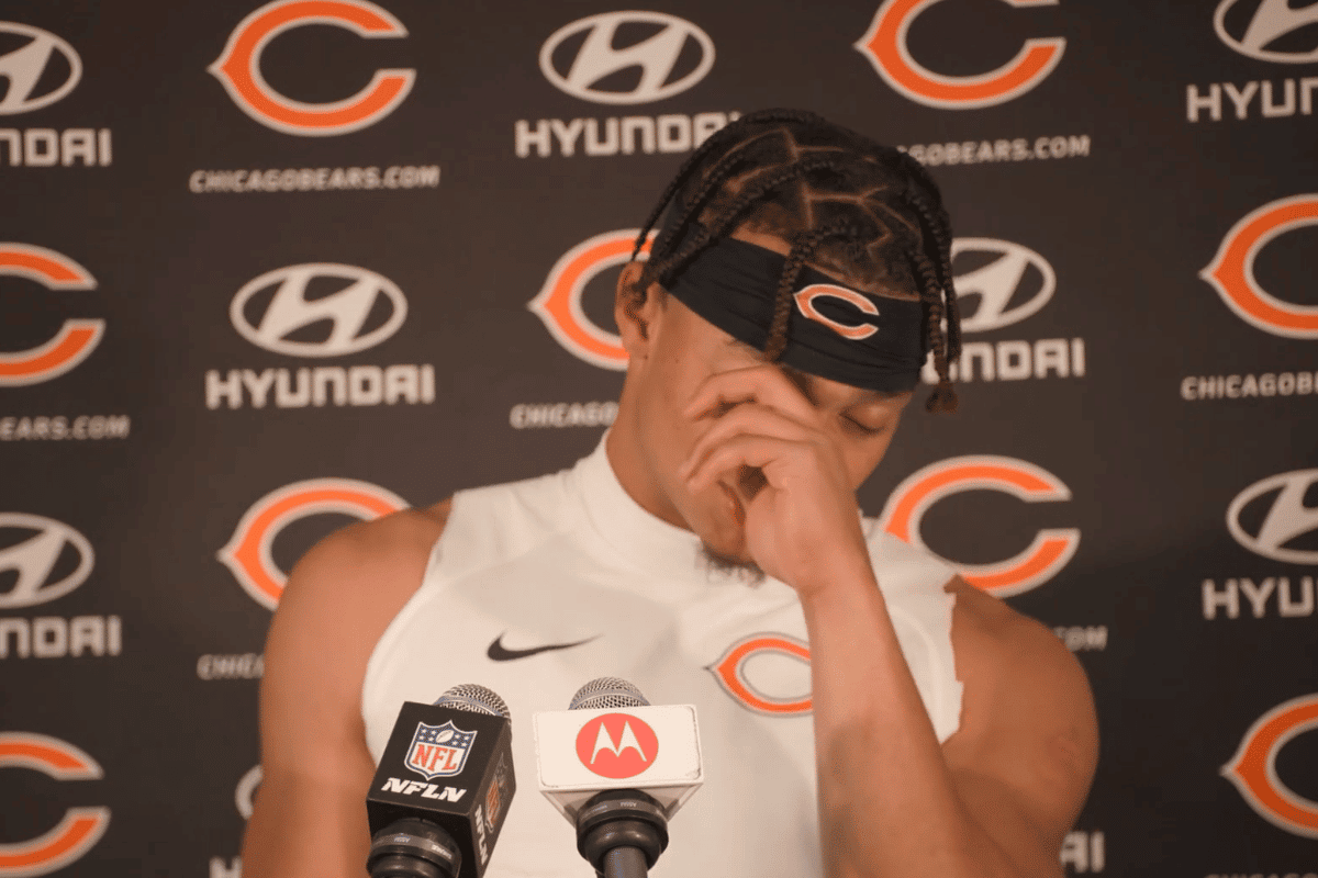 VIDEO: Justin Fields' Frustration Boiled Over After TNF Loss