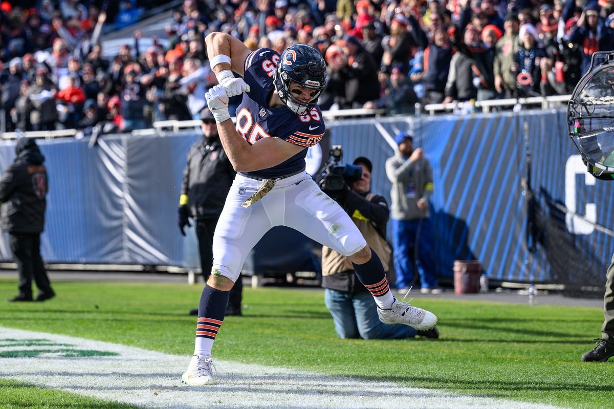 Cole Kmet Could Be Only 3rd Bears Tight End To Ever Pull This Off