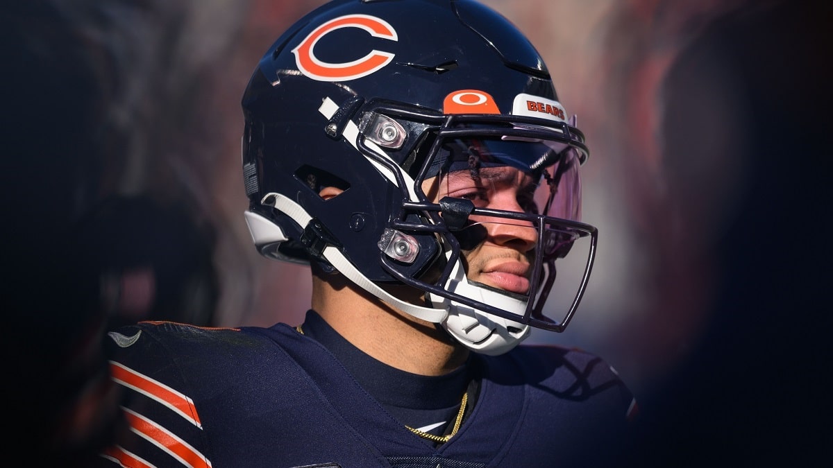 This Bears Rookie Summed Up Justin Fields The Leader Perfectly