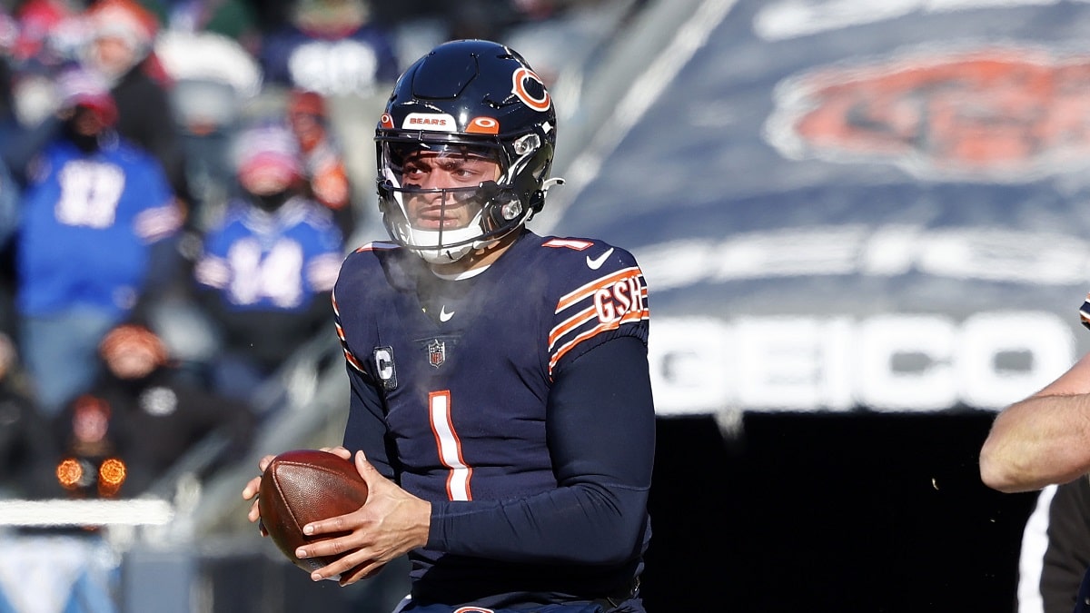 Sports Illustrated Predicts Justin Fields Makes Bears History In 2023