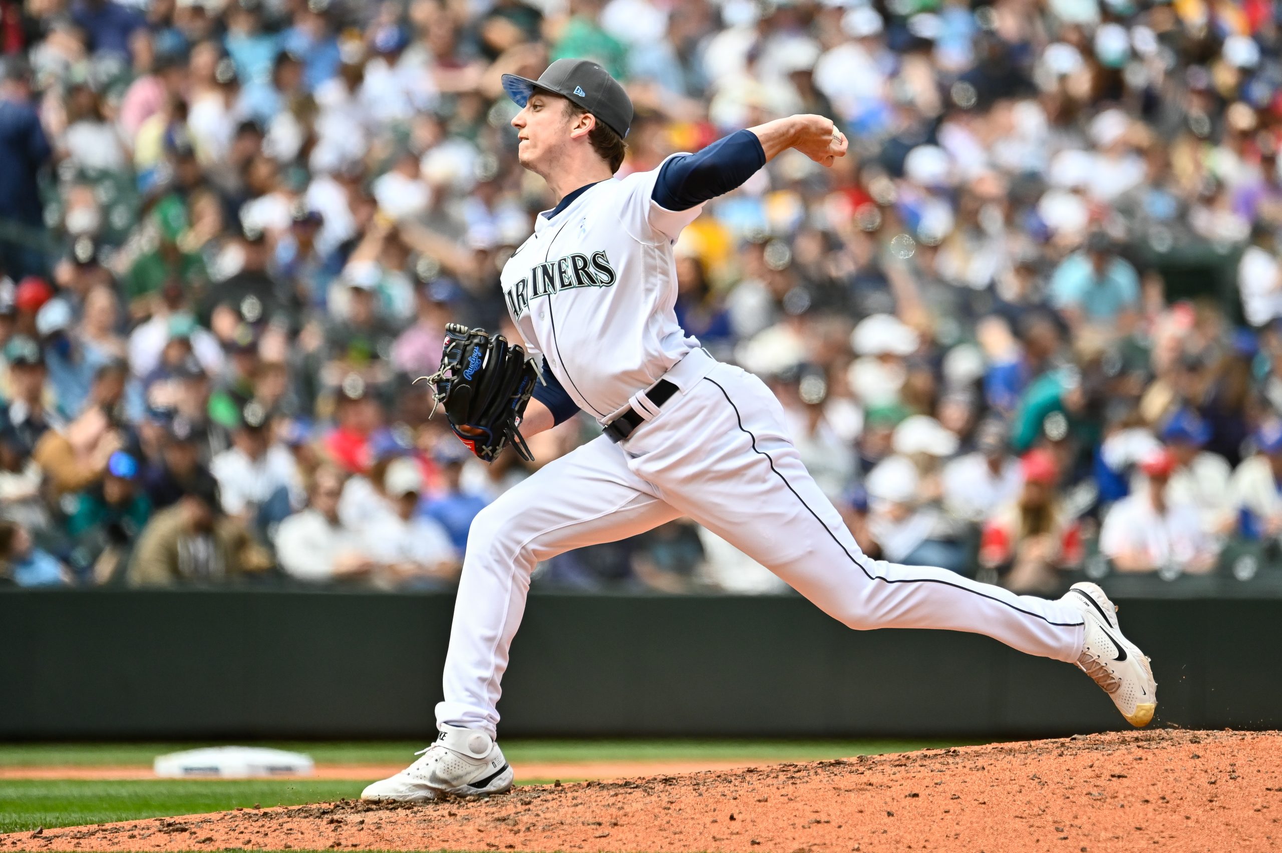 Cubs Sign Left-Handed Pitcher