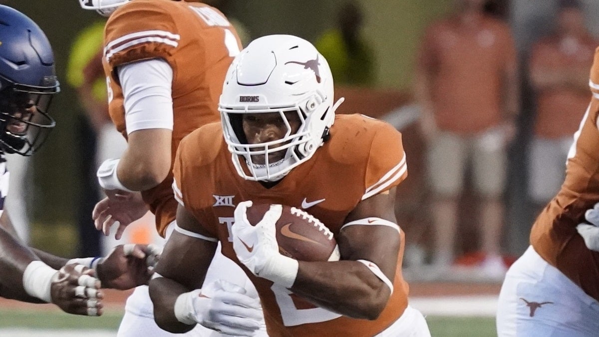 Former NFL Running Back Makes Bold Prediction On Roschon Johnson