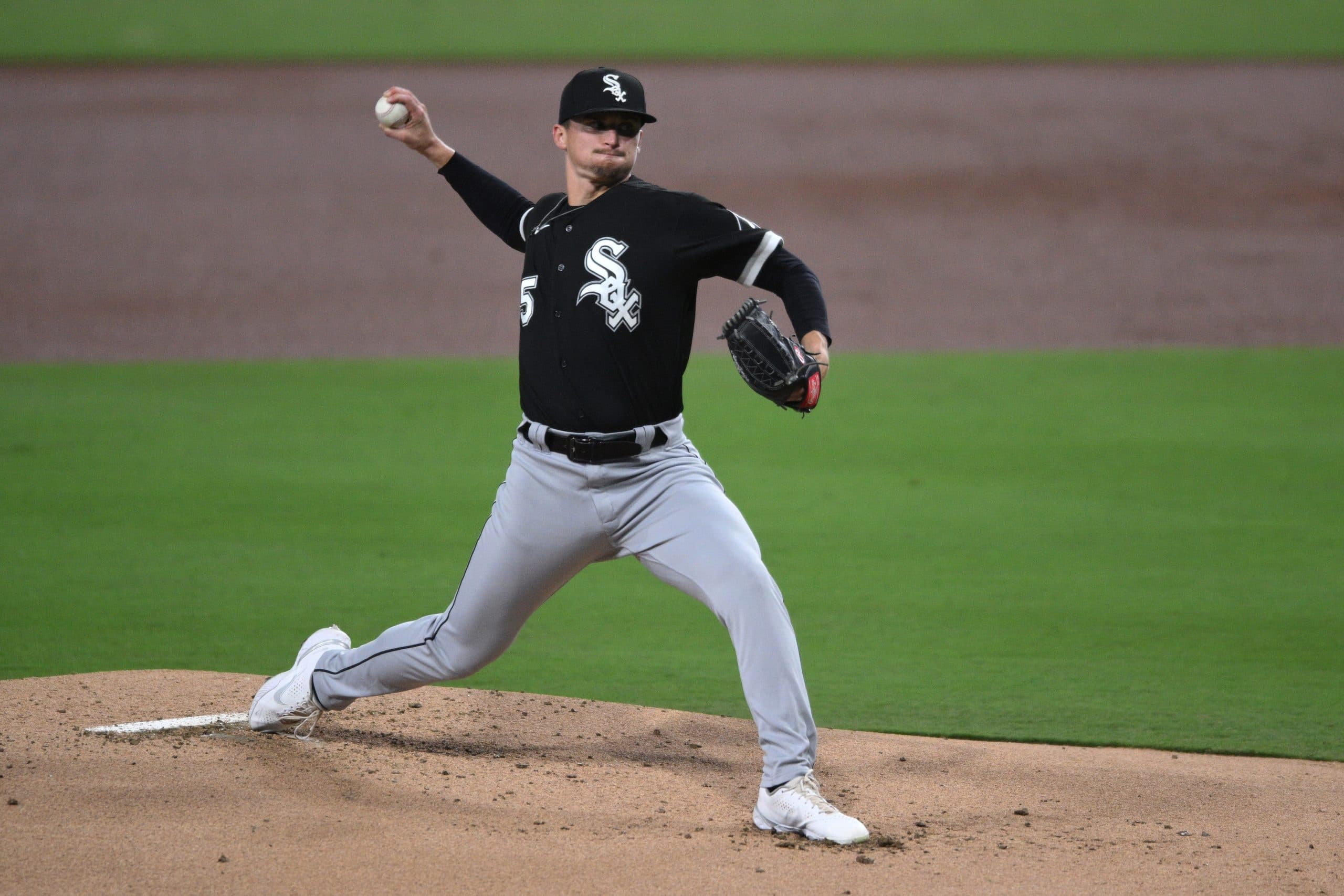 White Sox Pitcher Has Season-Ending Tommy John Surgery