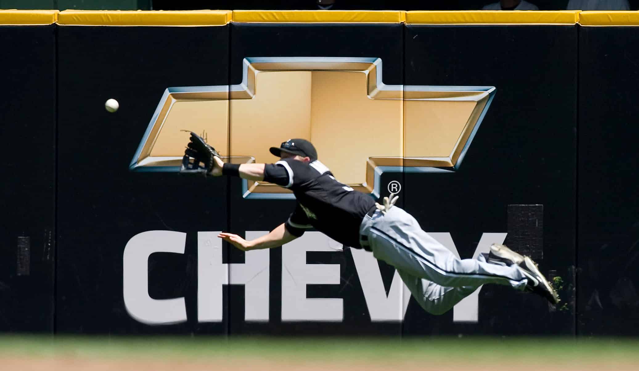 Ex-White Sox Player Takes Over as Northwestern Baseball Coach