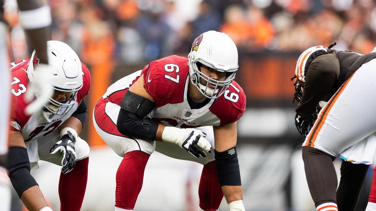 The Chicago Bears Need To Give This Free Agent A Call