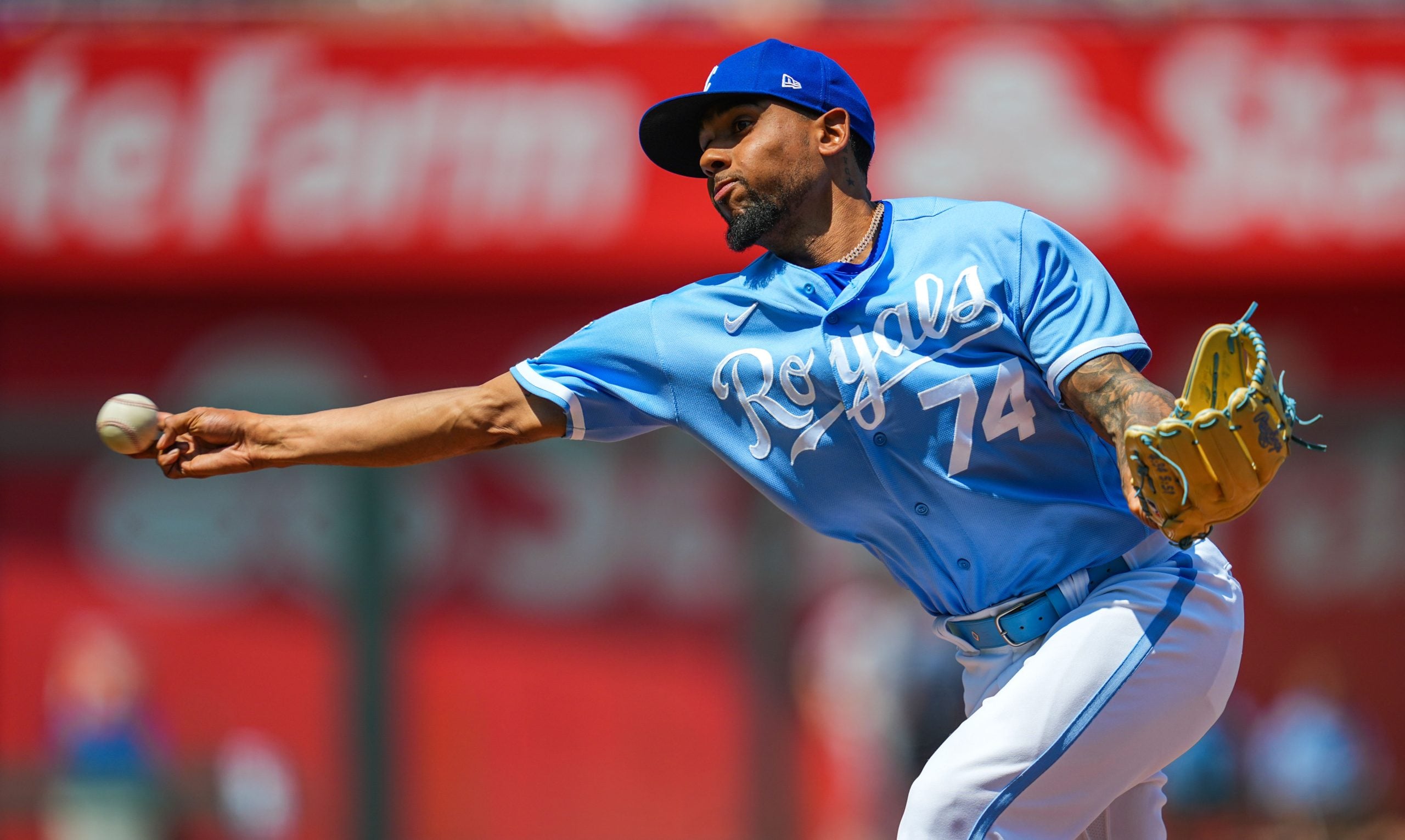 New Cubs Pitcher Worked for FedEx a Few Years Ago