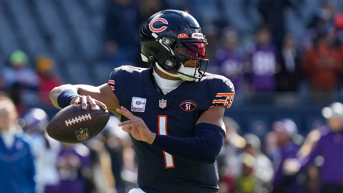 The First Justin Fields Trade Projection Surfaced And It's Fascinating