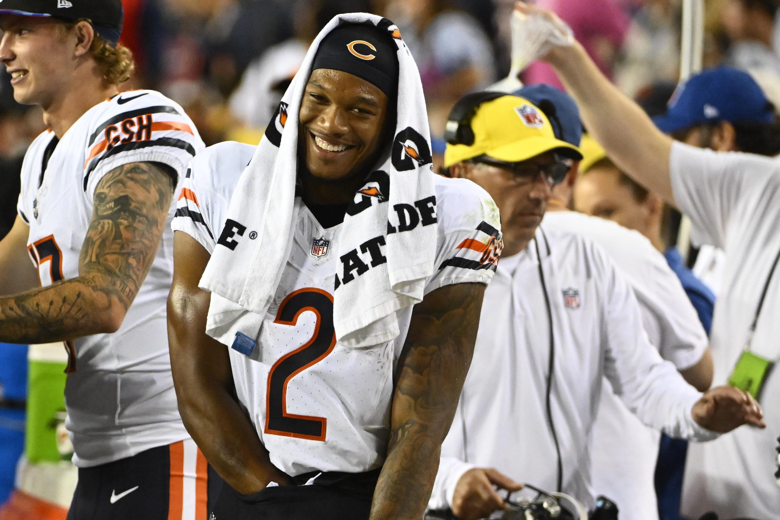 Former Chicago Bear Draws Fascinating Comparison Between DJ Moore and ...