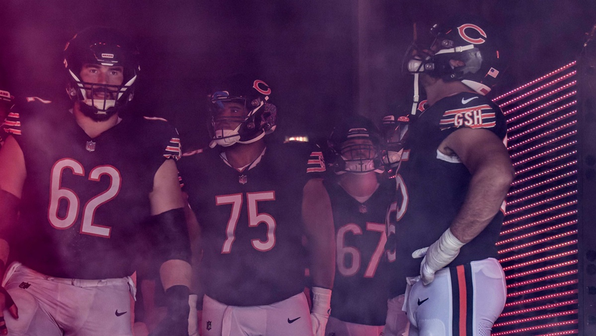 NFL Scout Says Chicago Bears O-Line Is One Piece Away From Elite Status