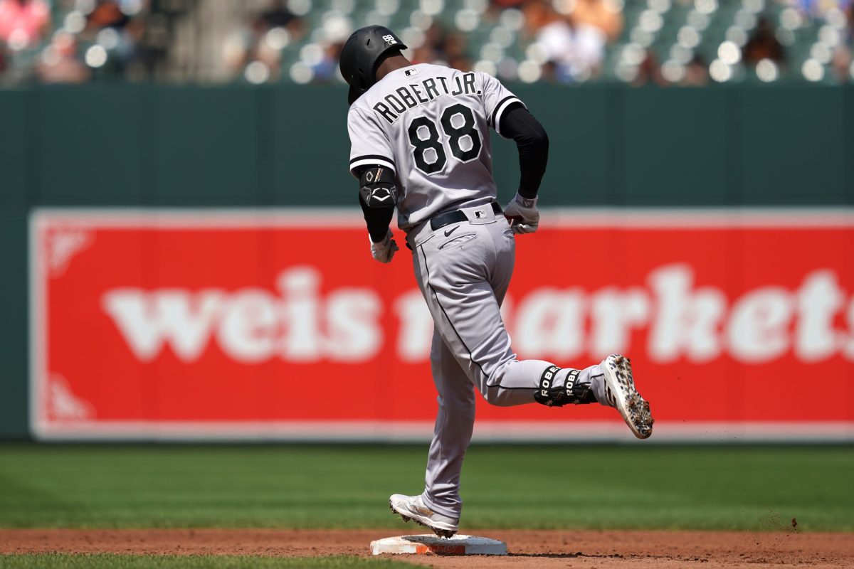 BREAKING: Luis Robert Jr. Wins First Silver Slugger