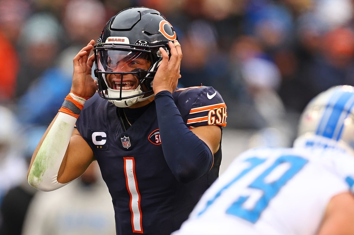 Bears Insider Reveals How Bad The Justin Fields Trade Market Was