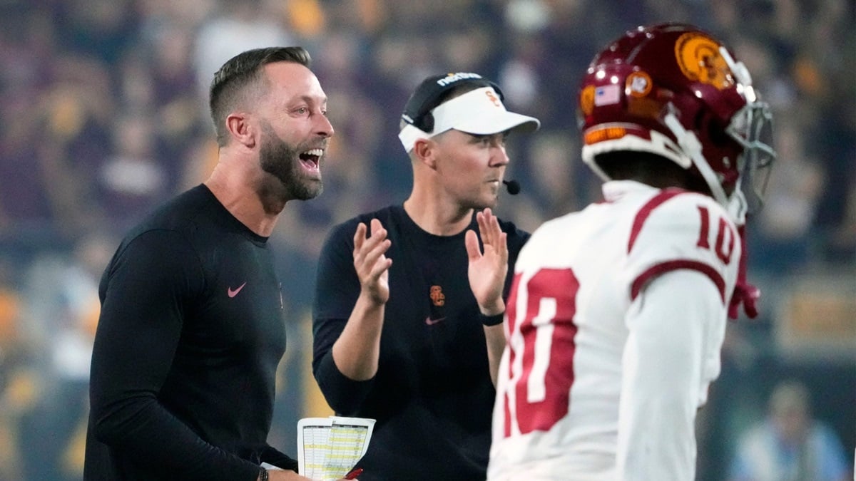 Bears Meeting Kliff Kingsbury May Have Ulterior Motive