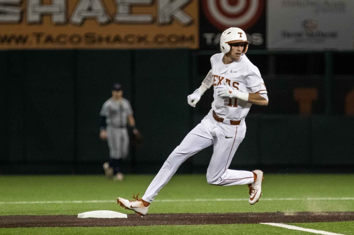 White Sox Reportedly Calling Up Speedy Outfielder