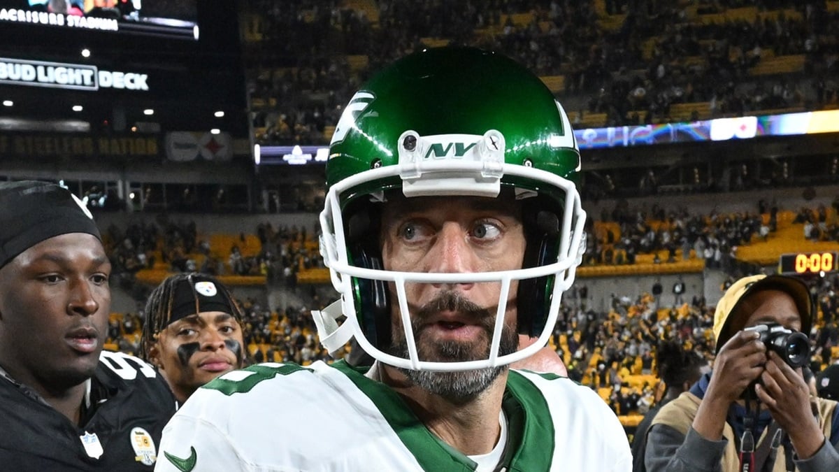 Aaron Rodgers' BoogerGate Somehow Just Got Funnier