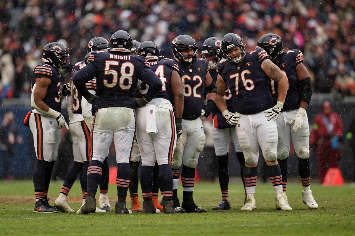 Chicago Bears Offensive Line Gets Reinforcements In Nick Of Time
