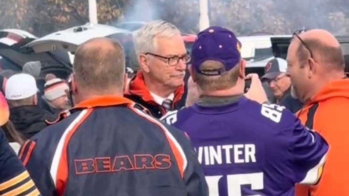 George McCaskey Caught On Video Acknowledging The Eberflus Problem