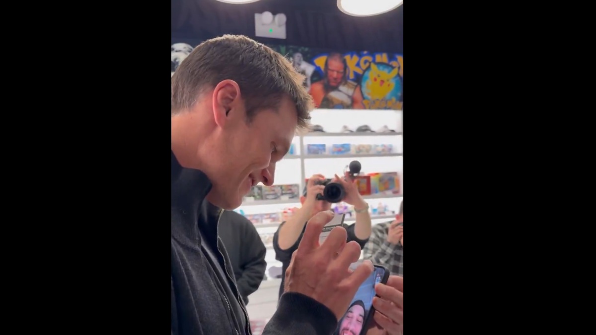 Tom Brady Couldn't Resist Needling Caleb Williams During FaceTime
