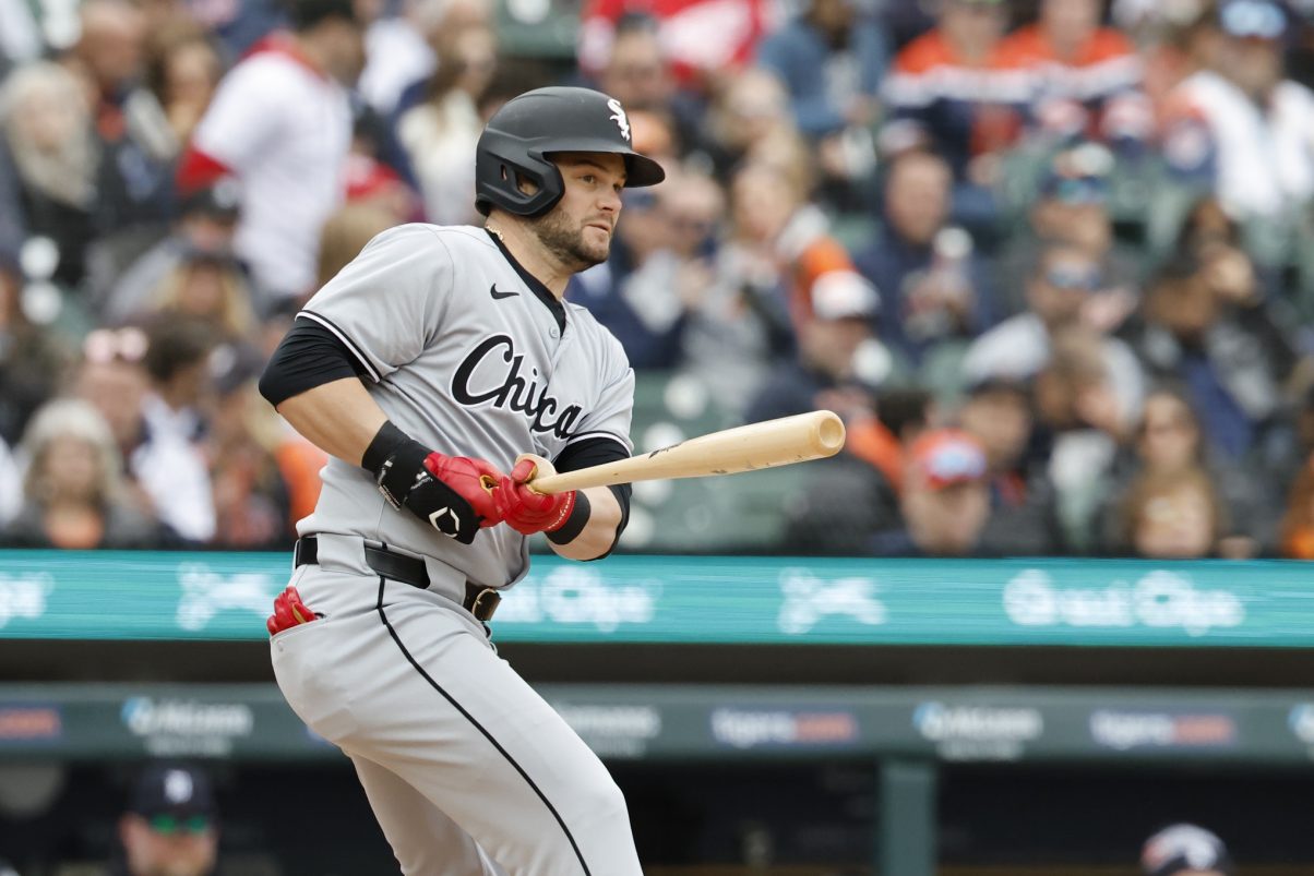 White Sox Lose Hot Bat As Benintendi Hits IL