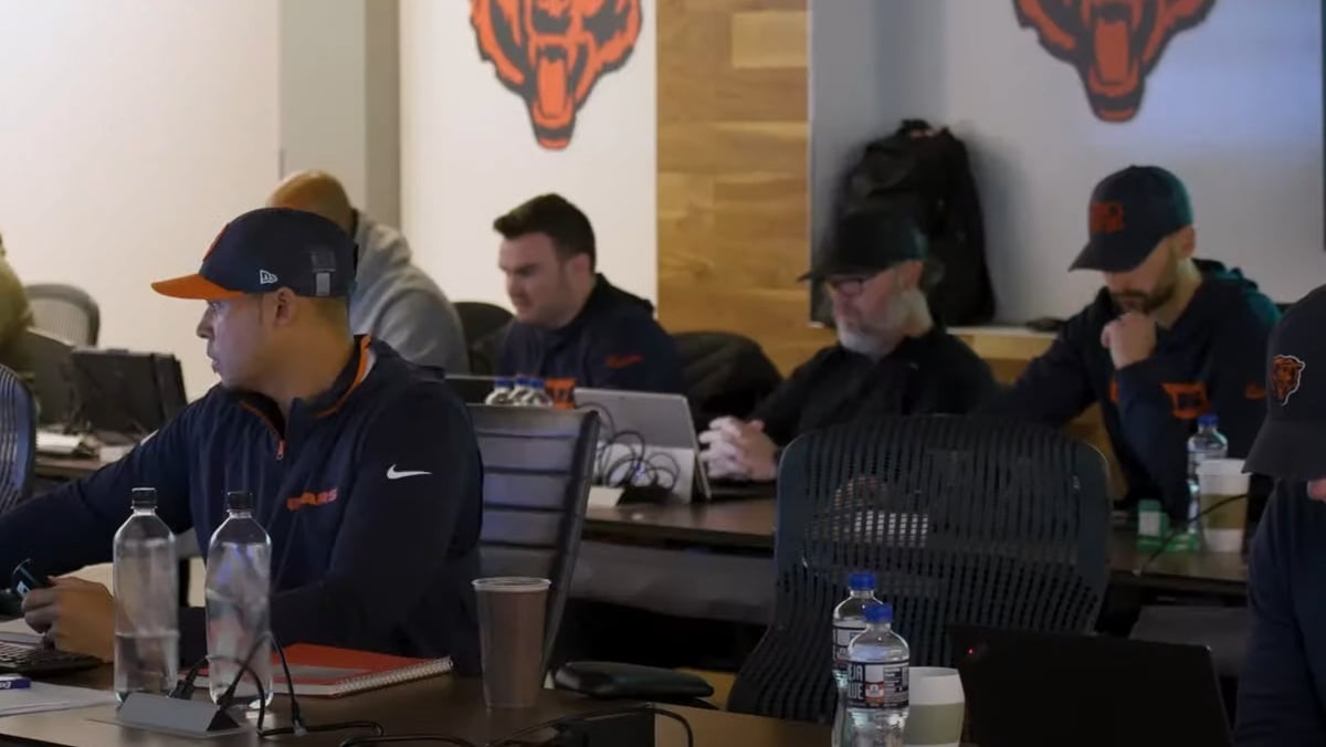 Bears Reveal What Their Scouts Told Ryan Poles About Colston Loveland