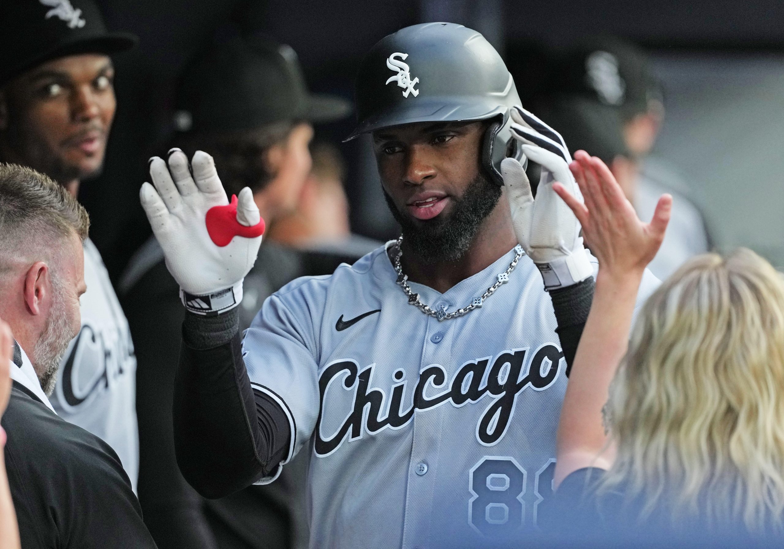 Reasons Why Luis Robert Jr. Still Has Value To Contending Teams