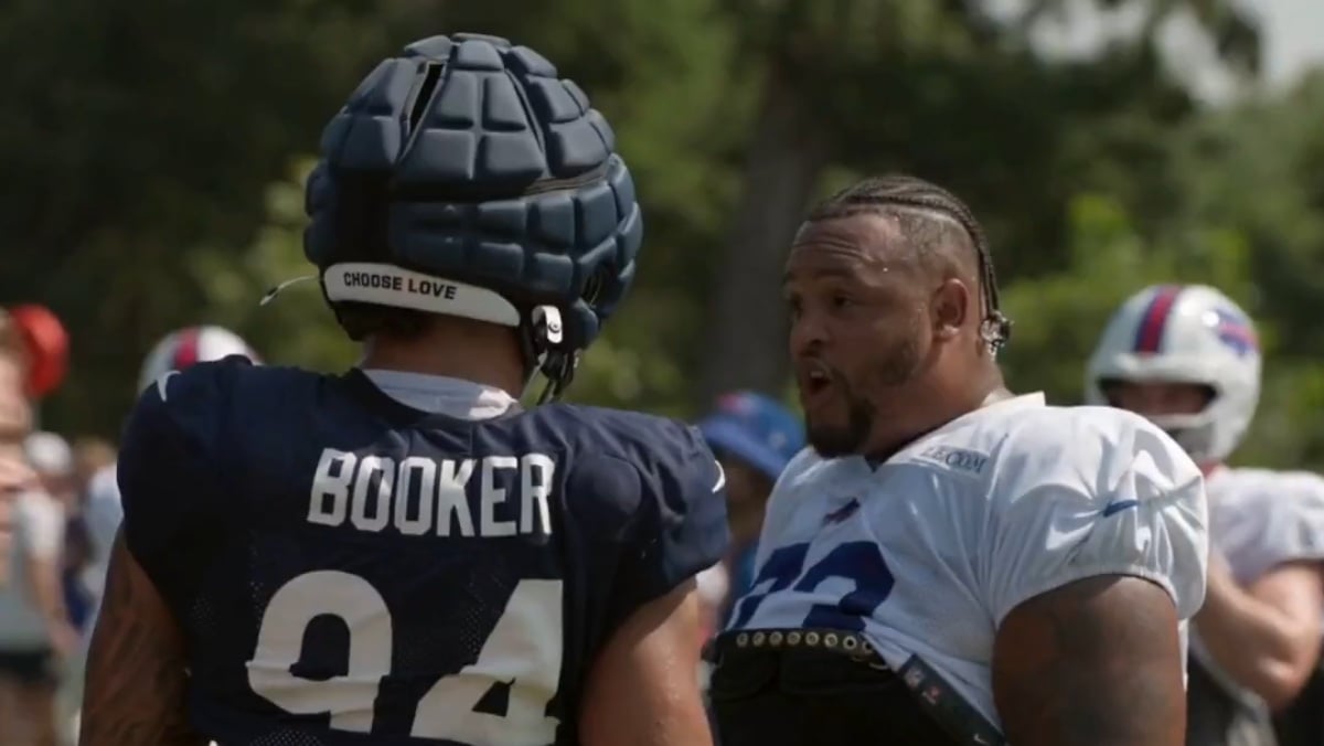 Austin Booker Shared Incredible Moment With 4-Time Pro Bowler On Hard ...