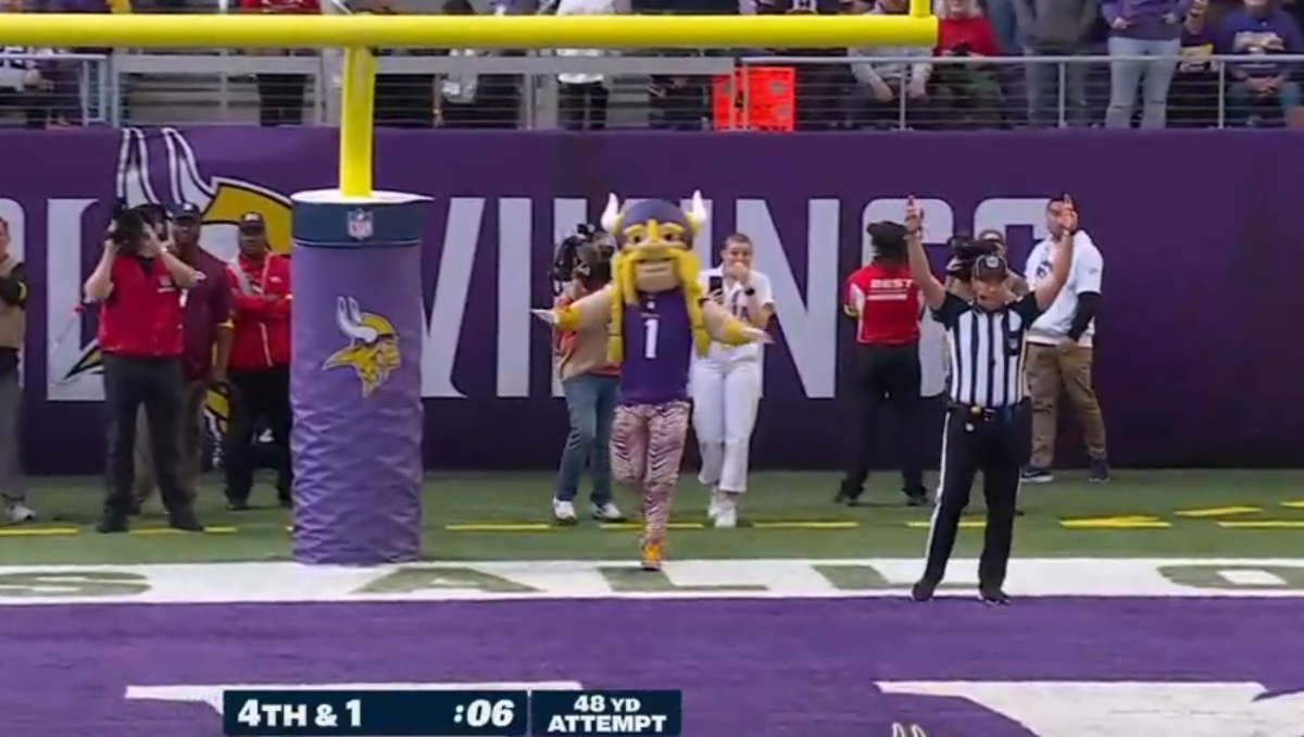Vikings Committed Embarrassing Blunder On Chicago Bears Game-Winning FG