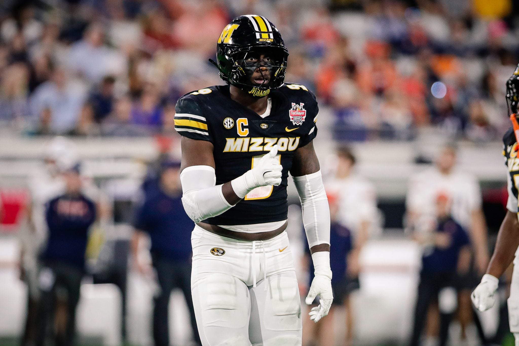 Senior Bowl Buzz: Missouri DE Zion Young Is Turning Heads — And He ...